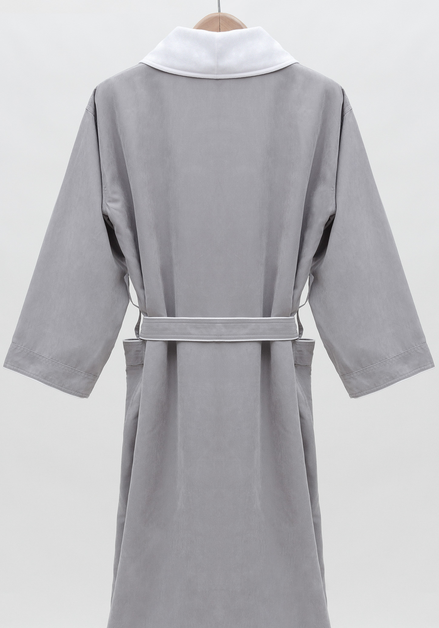 ELIYA Ritz-Carlton Series Logo Embroidery Velour White Bathrobe with S