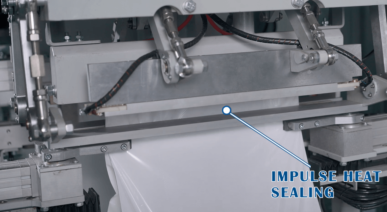 Horizontal FFS Bagging Machine with Tubular Reel - Customizable Fill ...