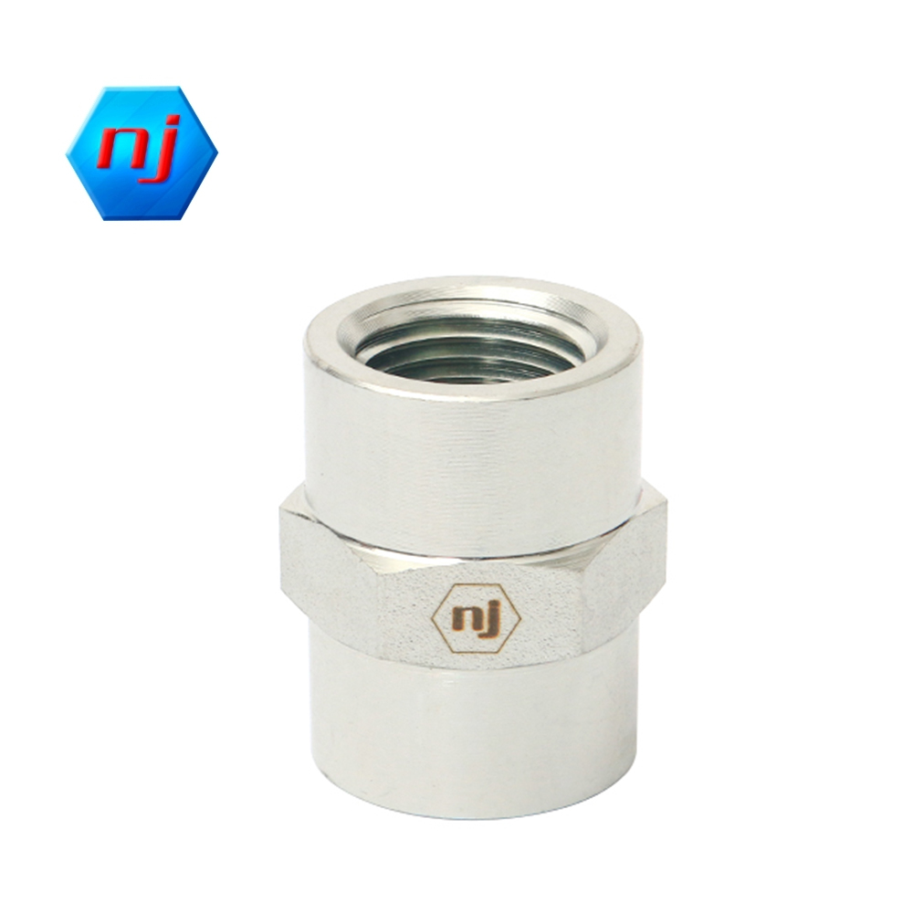 Adaptador hidráulico recto hembra NPT- hembra NPT 5000