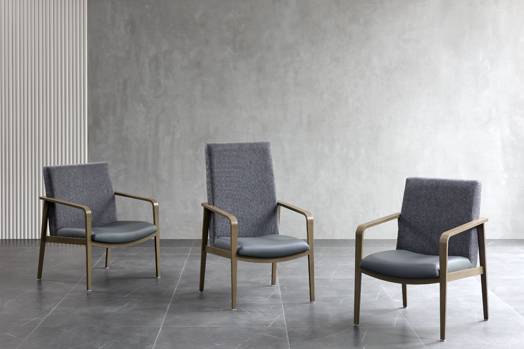 How Important Are Hotel Room Chairs for Guest's Engagement and ...