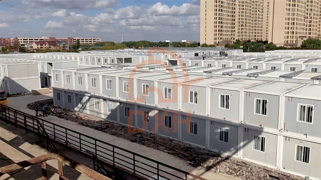 Container Houses: Ideal Solution for Malaysian Temporary Hospitals - DXH