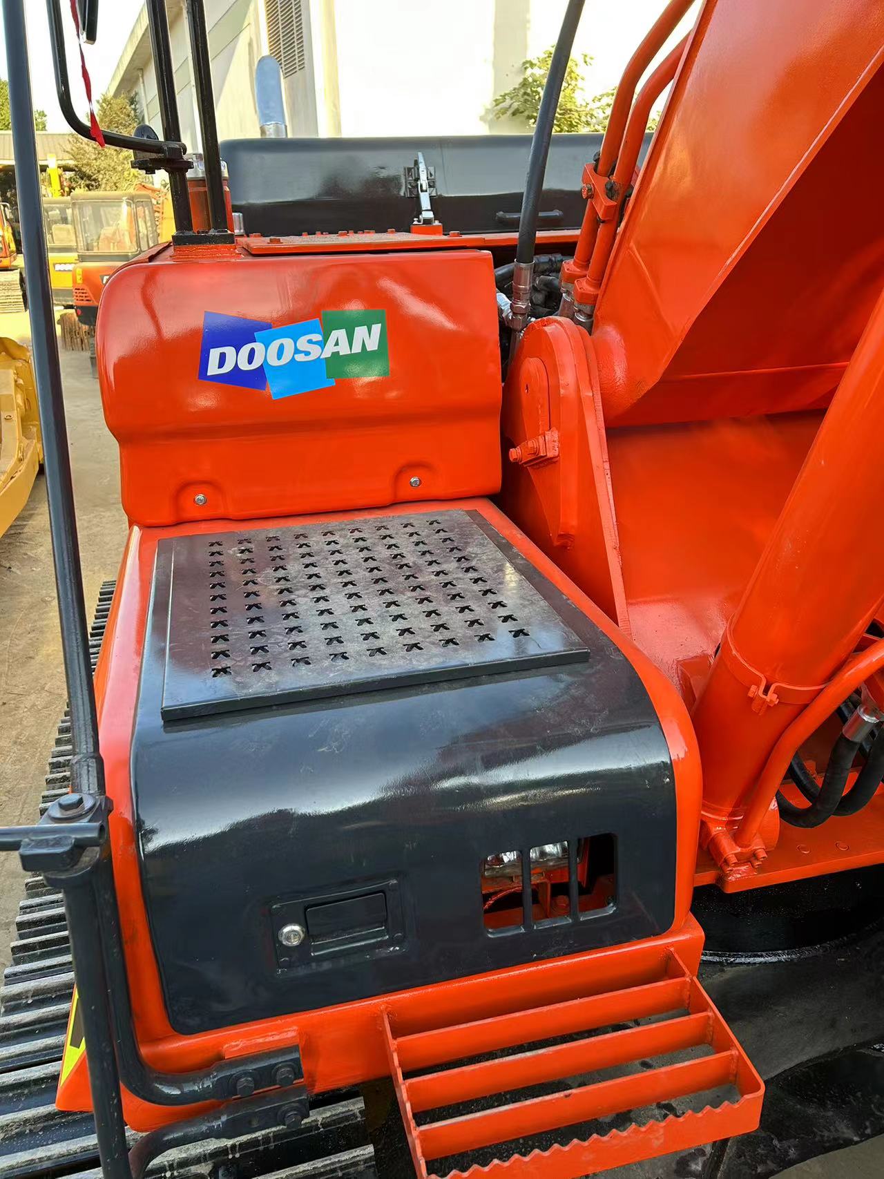 Second-hand Crawler Doosan 300 Excavator Construction Use Doosan Dx300 ...