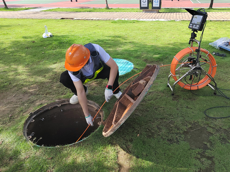 50mm Pan Tilt Pipe Camera in DN 6inch Sewer Pipe Inspection - Shenzhen ...