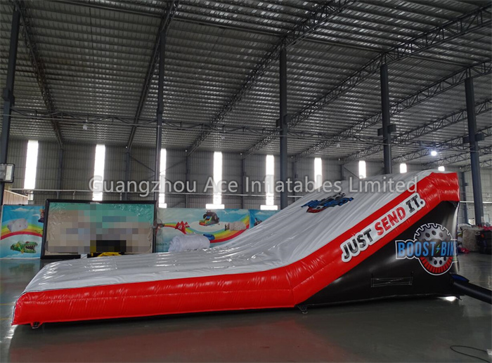 Inflatable Landing Airbag Ramp Pad for Freestyle Stunt Sloped Bike ...