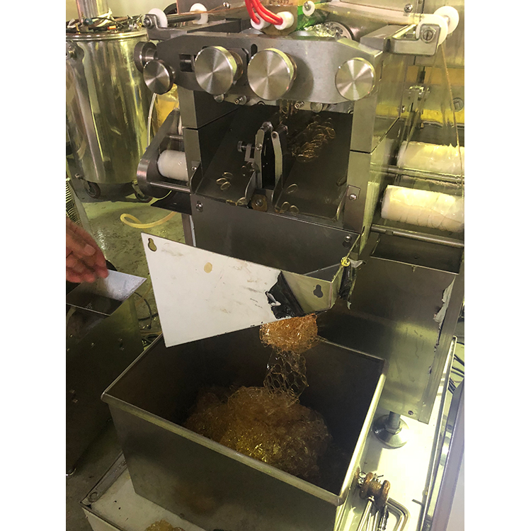 Pharmaceutical Small Automatic Soft Capsule Filling Production Line ...