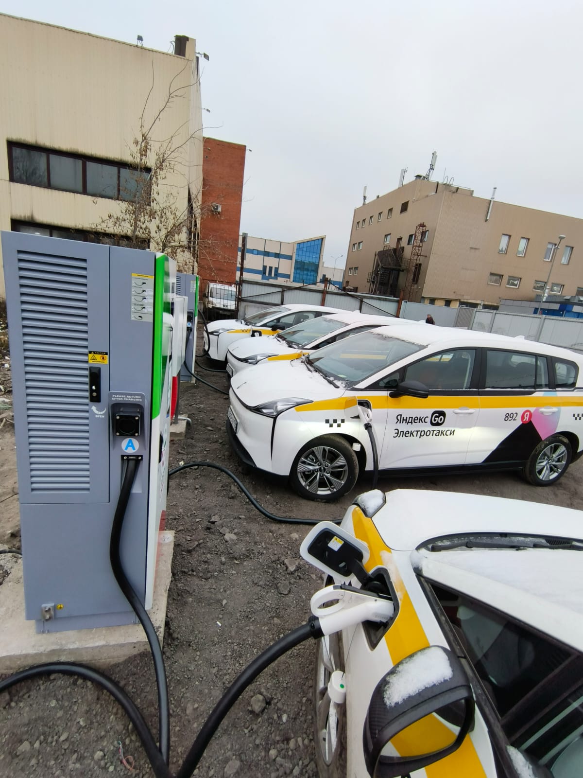 DC Fast Charging Stations Installed for Yandex Go Taxi Fleet