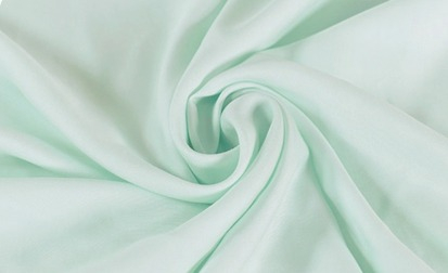 Lyocell vs. Polyester: Welcher Stoff ist der richtige für Sie?