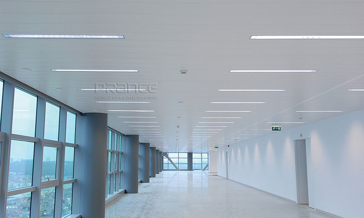 Exploring Different Kinds of Ceiling Design for Modern Meeting Halls