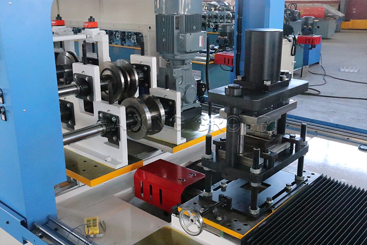 Light Gauge Steel Framing Machines - HAIXING