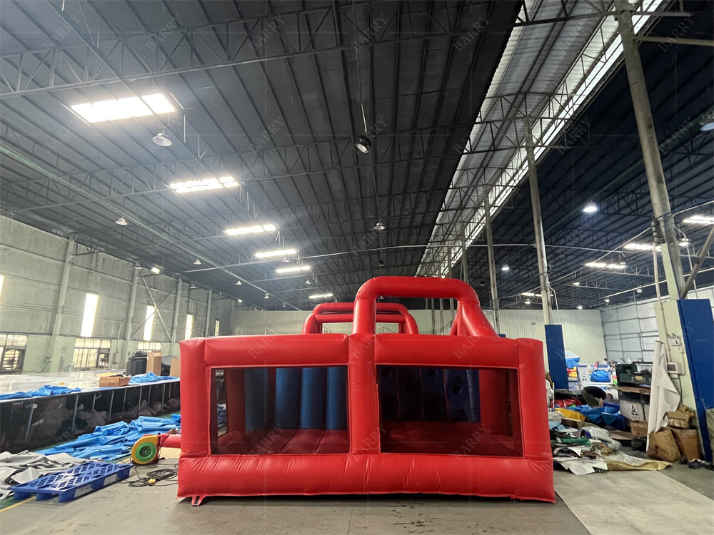 Carrera de obstáculos inflable Red Wipeout Game Big Balls | barry inflable