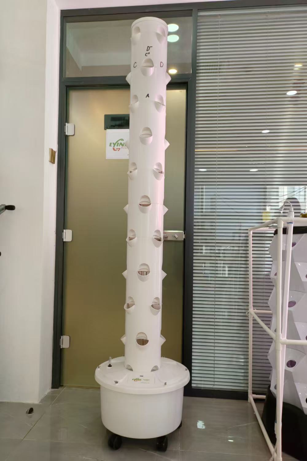 4p10 Hydroponic Tower Garden System for Panama Client | Lyine
