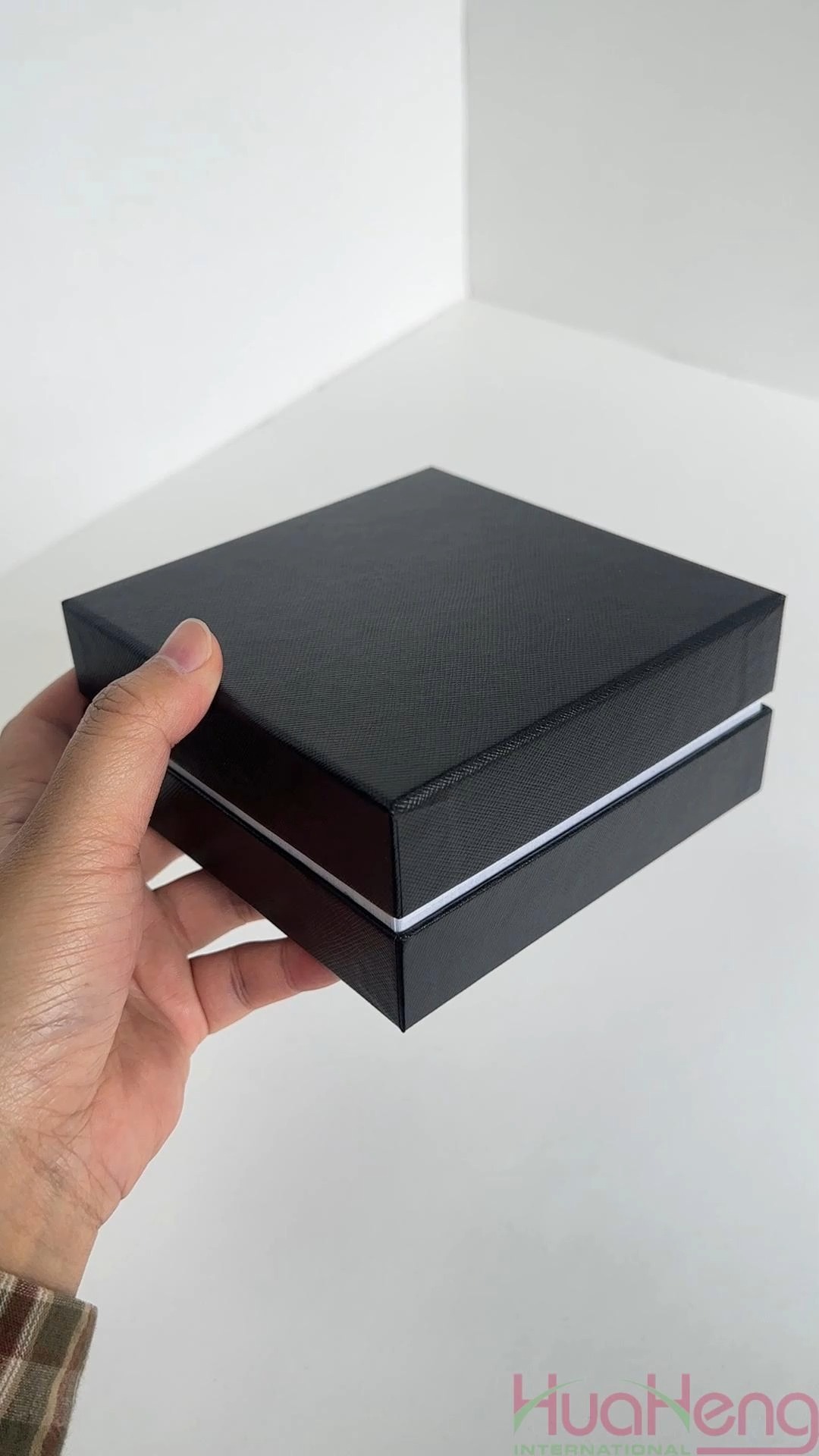 Unique Textured Lid and Base Gift Boxes with Side Strips: the Epitome ...