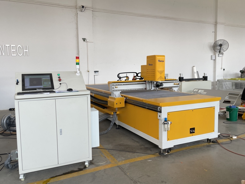 Why Choosing Pre-insulated Duct Cutting Machine | VENTECH