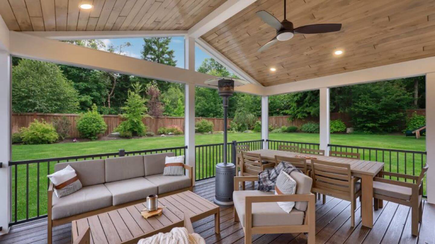 10 Tips for Designing Patio Ceilings with Panelling for Commercial Spaces