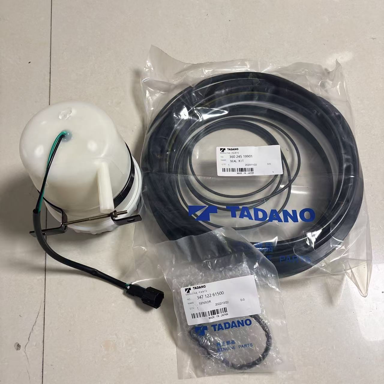 Kato Crane Valve Solenoid Assy,629-23200000 629-23400011 629-23300011 ...