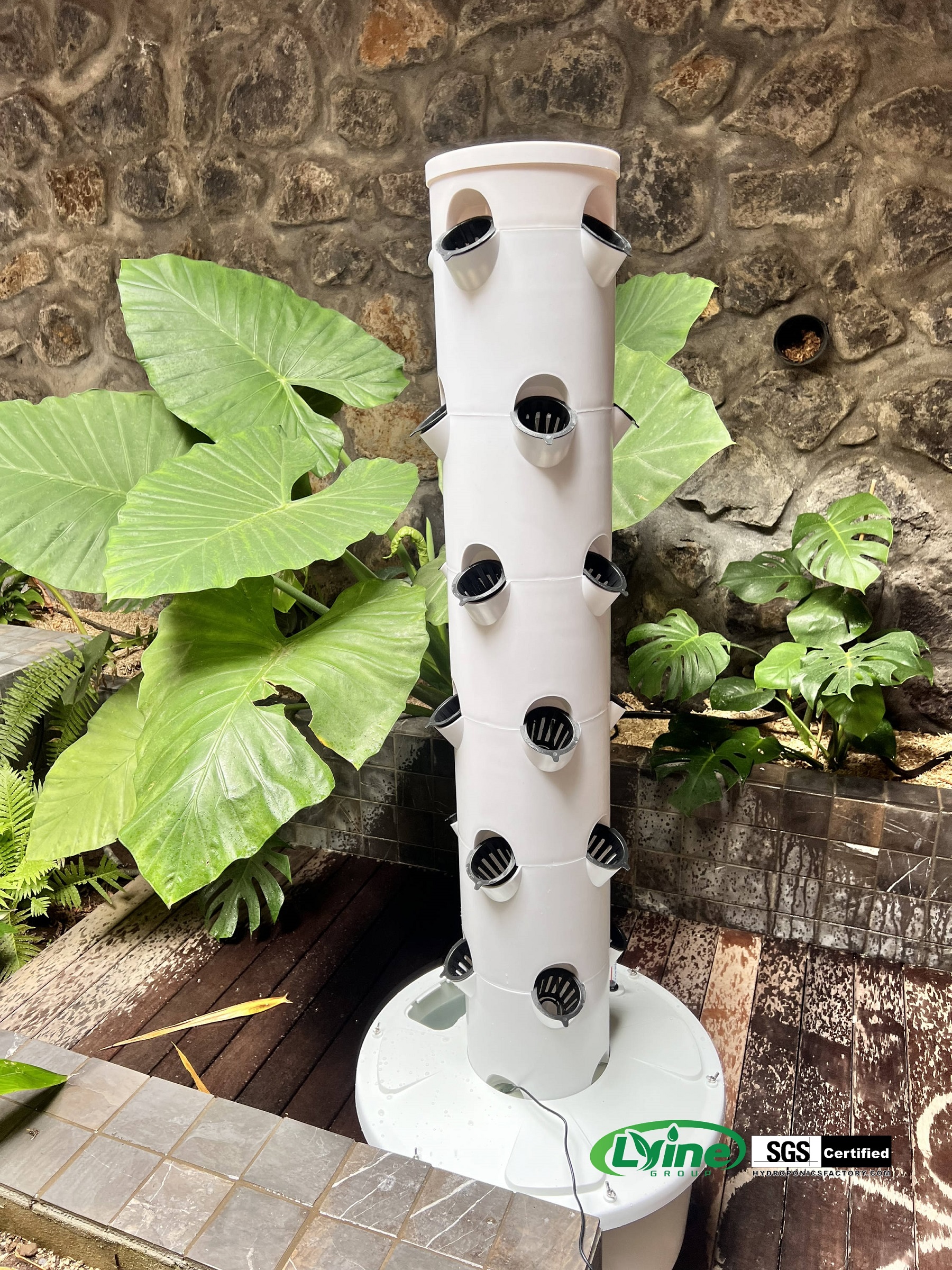 Hydroponic Fodder Growing Machine and Vertical Hydroponic Tower System ...