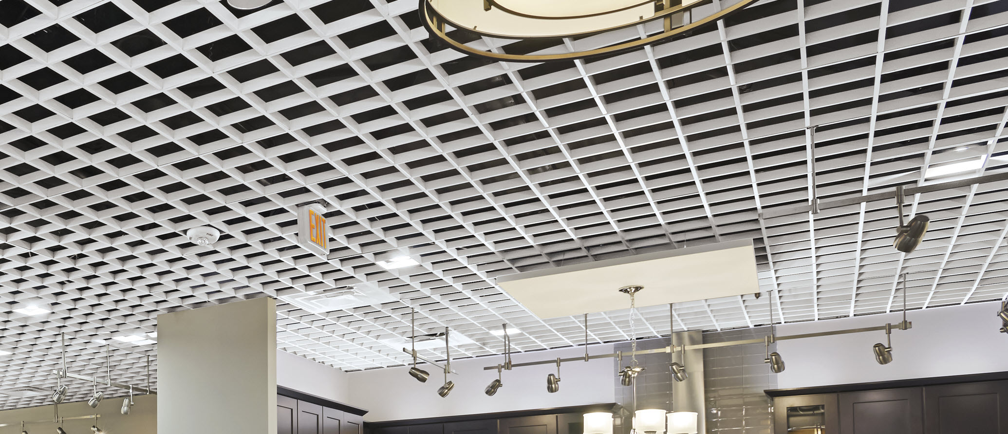 Why Tegular Ceiling Tile Systems Work Best in Office Spaces