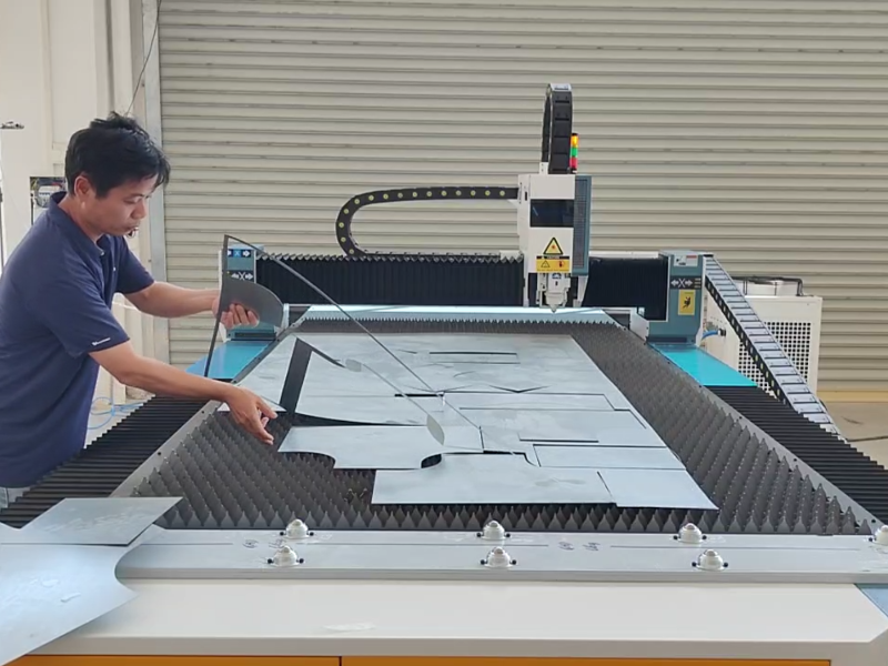 Cost and Application Comparison Between Laser and Plasma Cutting ...