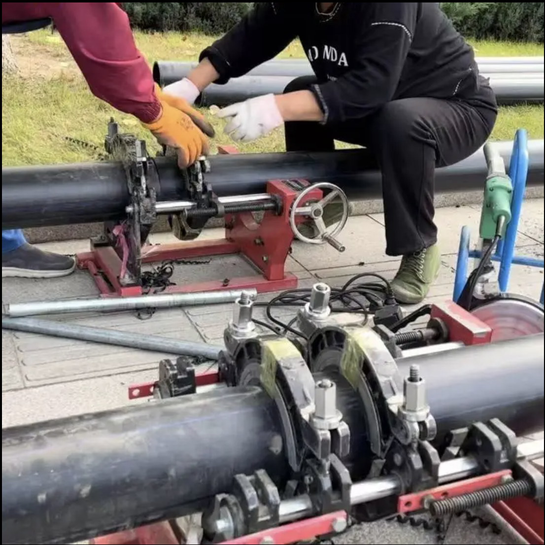 What Are the Common Connection Methods for PE Pipes? | Jianlong Plastic