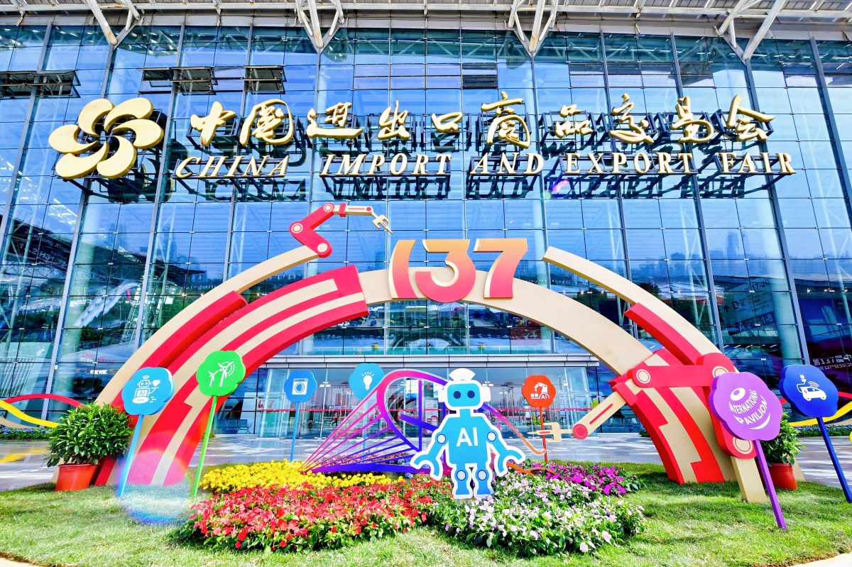 HOIN 라벨 프린터, 2025 광저우 무역박람회에서 극찬 받아 | HOIN 프린터