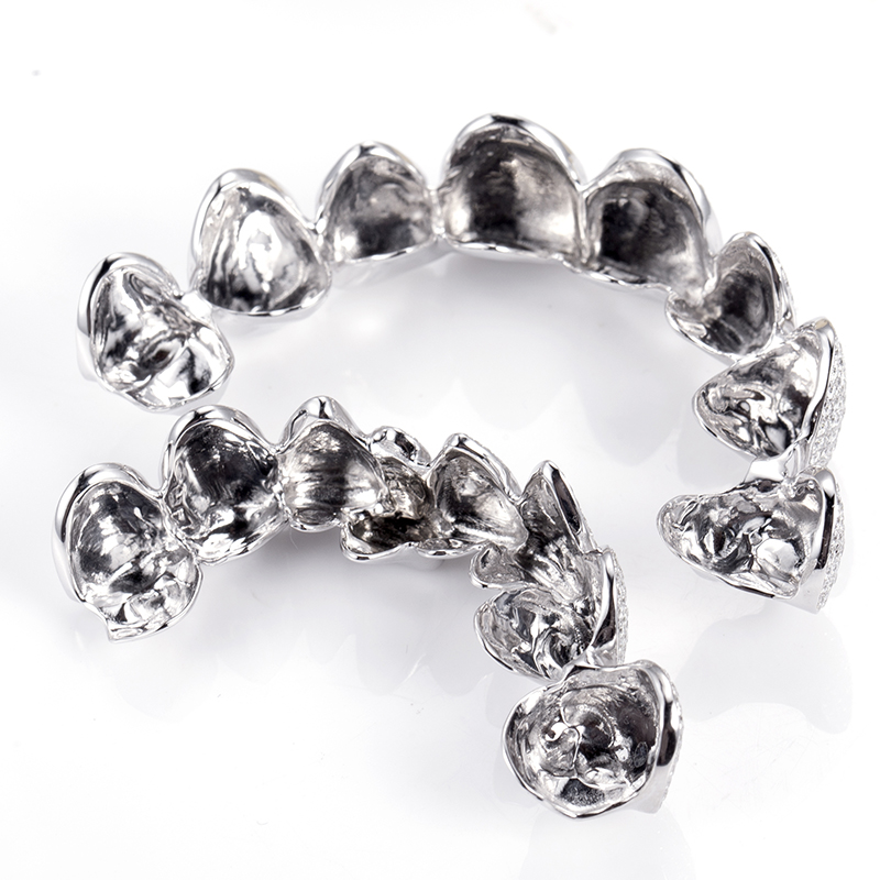 Custom Full Iced Moissanite Diamond Grillz (Straight Setting) | Messi ...