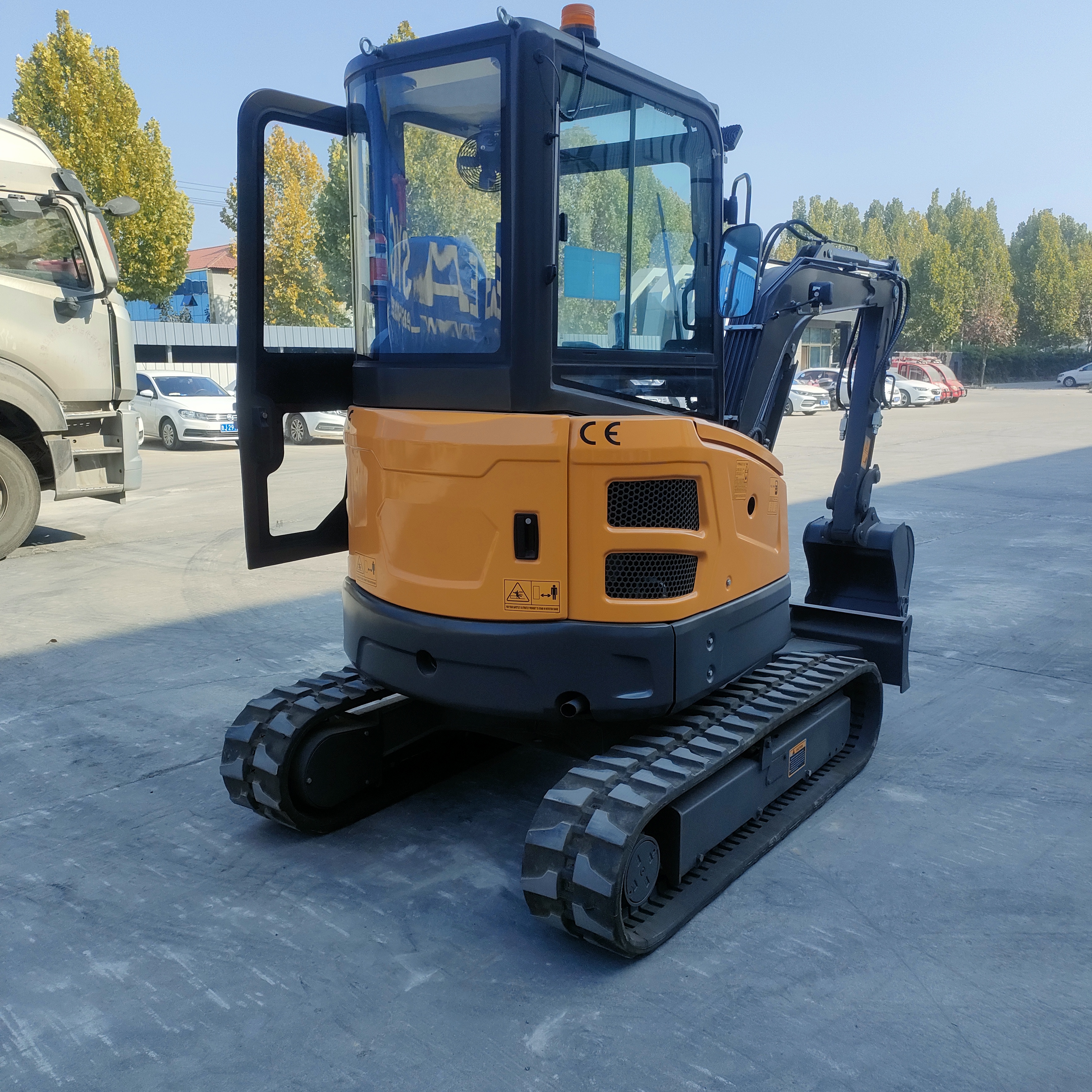 3 Ton Small Digger CE, EPA Euro5 Certificates Crawler 3 Ton Mini ...