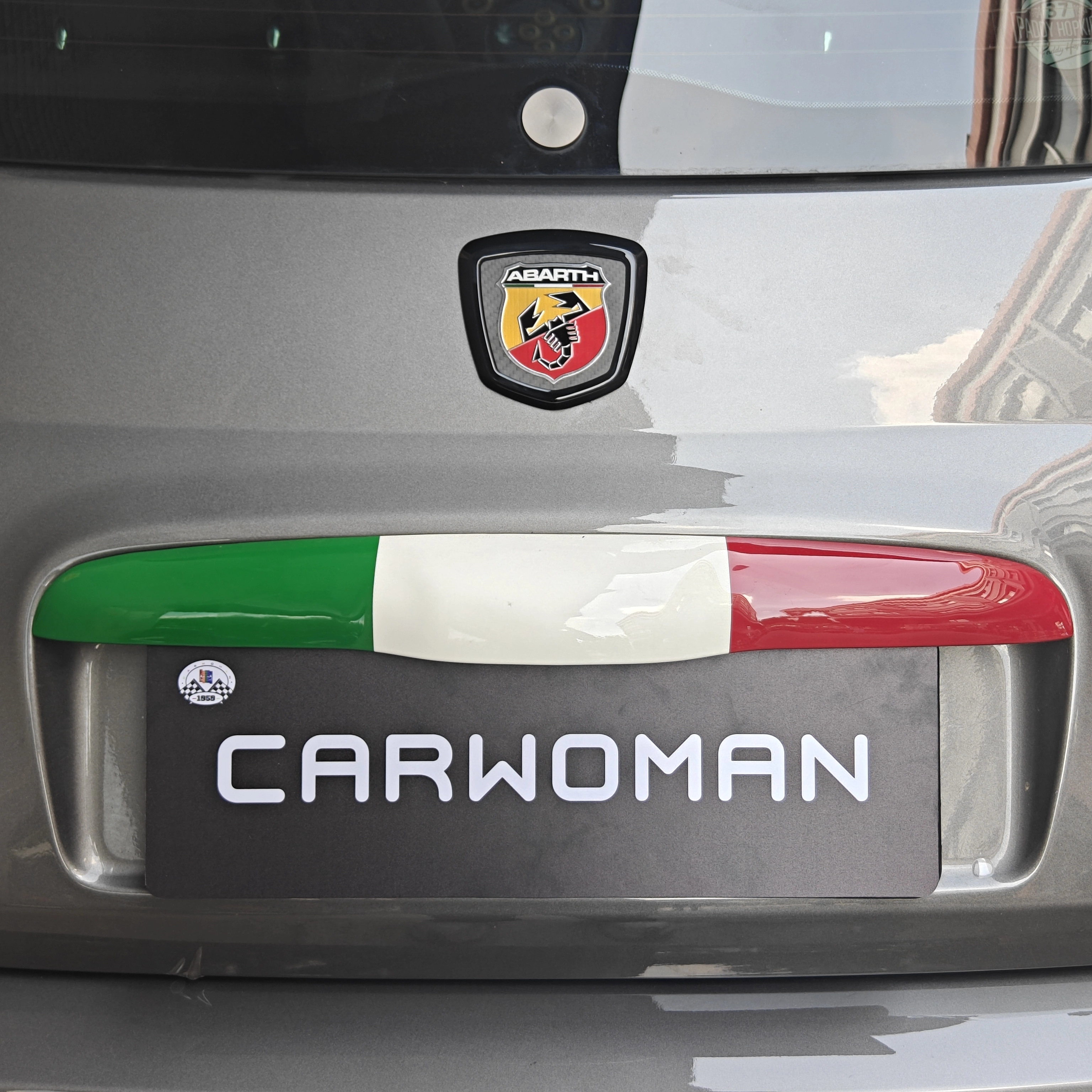 Nuovo di zecca, materiale ABS, stile racing, logo High Level Sense ...