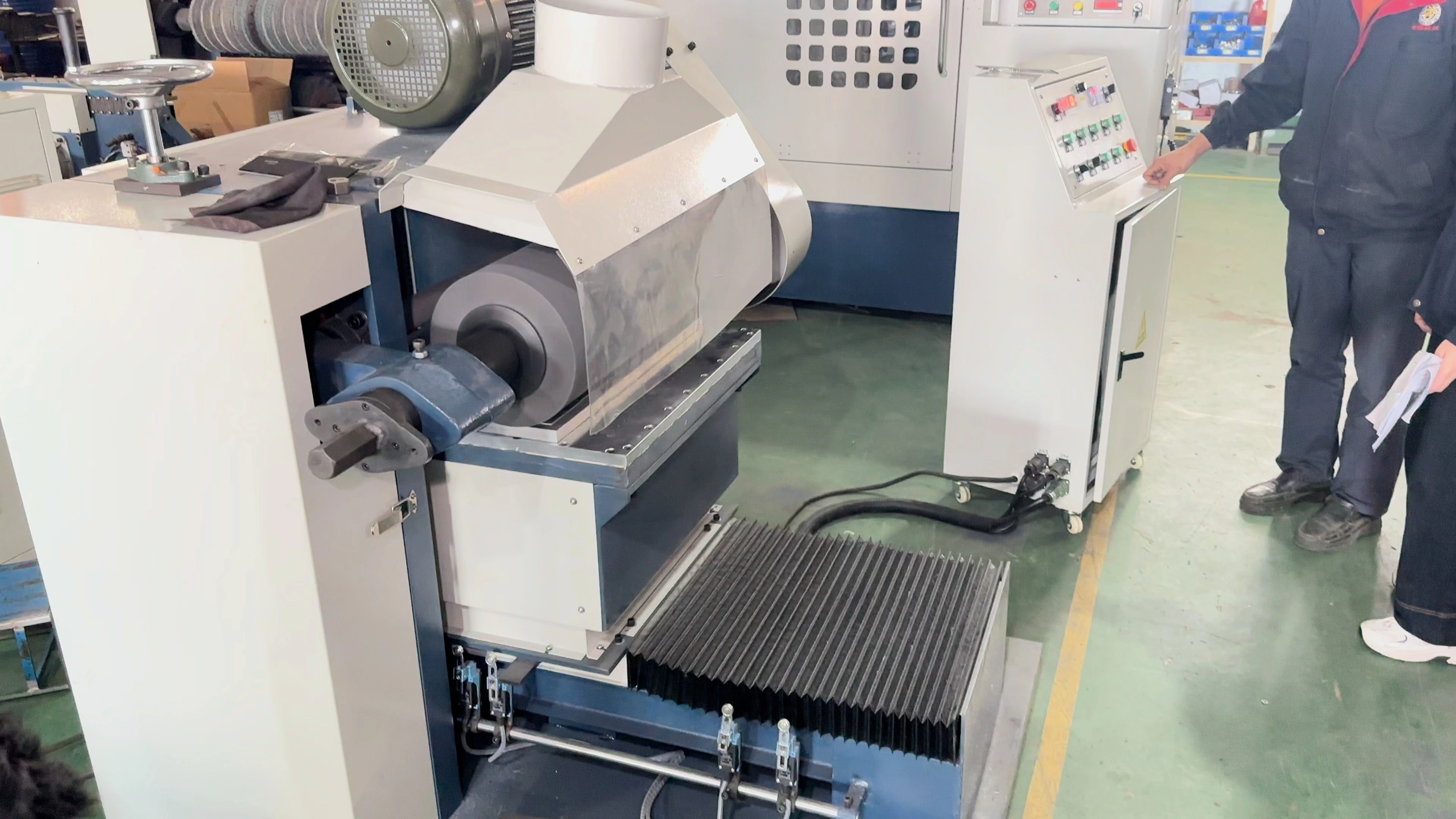 JinZhu 11 KW Flat Metal Polishing Machine | Jinzhu Machine