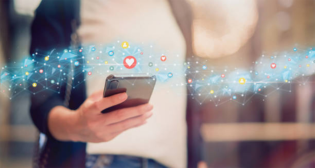 What Is an NFC Business Card and How Does It Work in Business? | Colorful