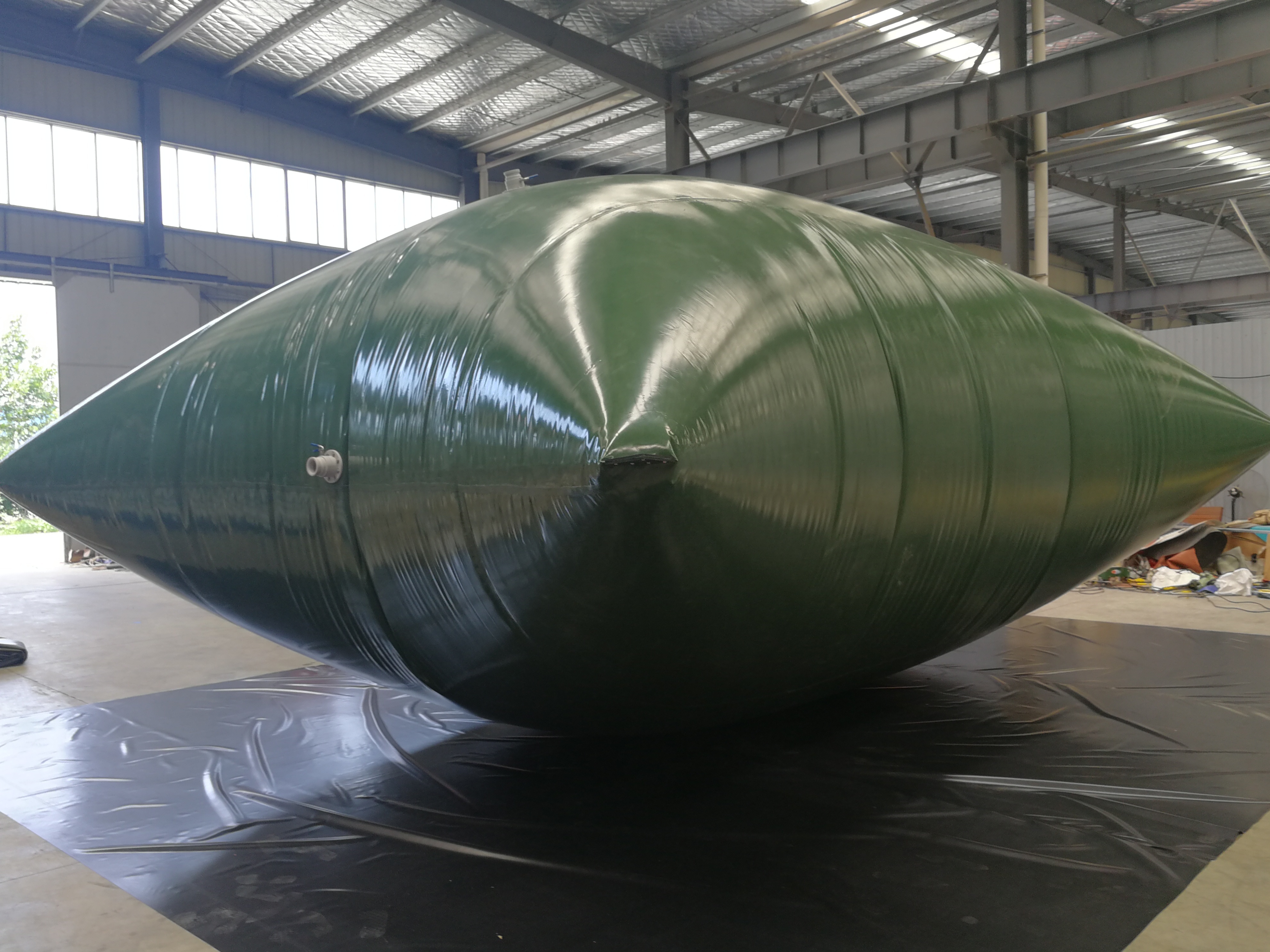 How Custom Water Bladders Offer Cost-Effectiveness Over Time | WOLIZE