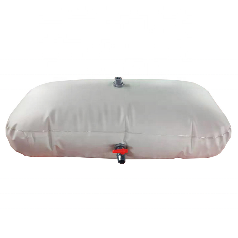 Optimal Custom Water Bladders for Corporate Events | WOLIZE