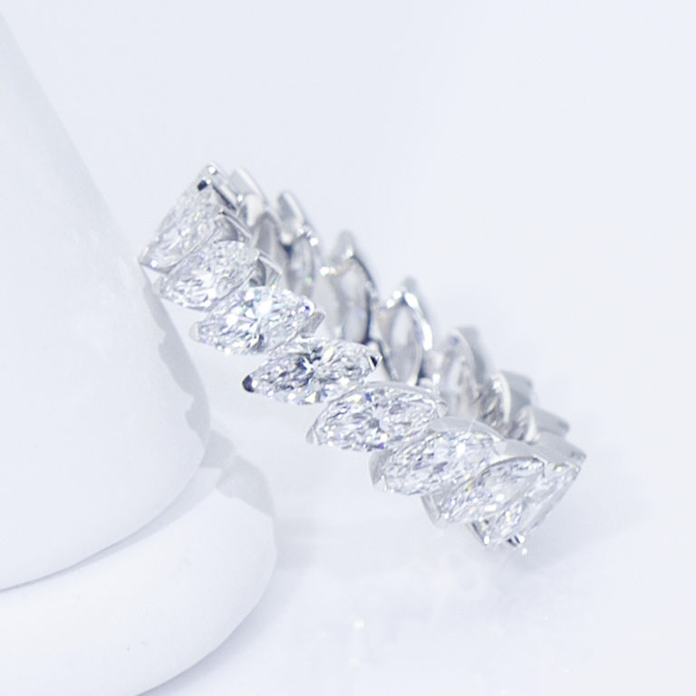 MSR-623 14K White Gold 18pcs Marquise VVS DE Diamond Ring —Messi Jewelry