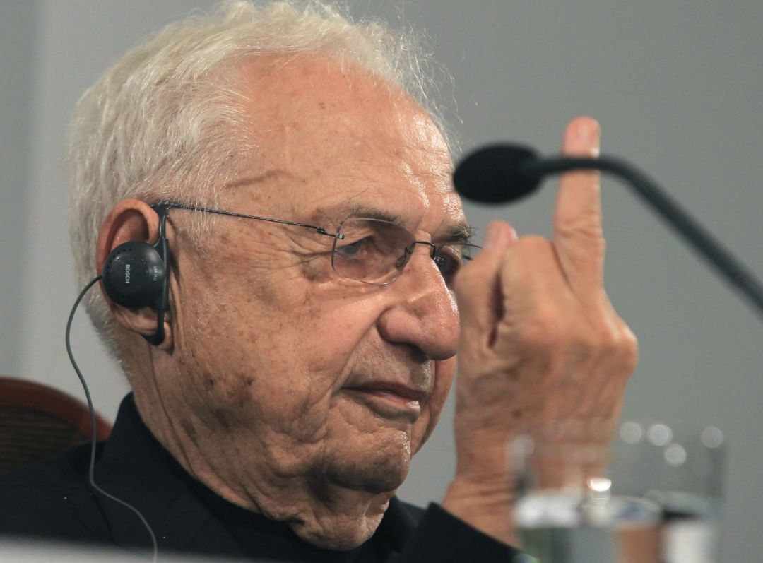 Frank Gehry: Ein unkonventioneller Architekt, der die Grenzen des ...