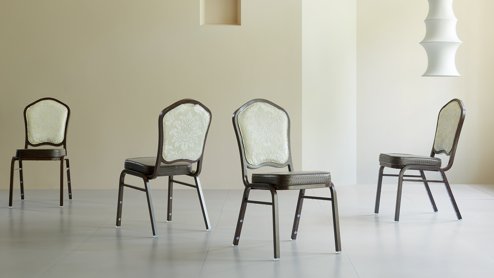 Why Using Stackable Banquet Chairs at Events Is a Smart Idea? - Yumeya ...