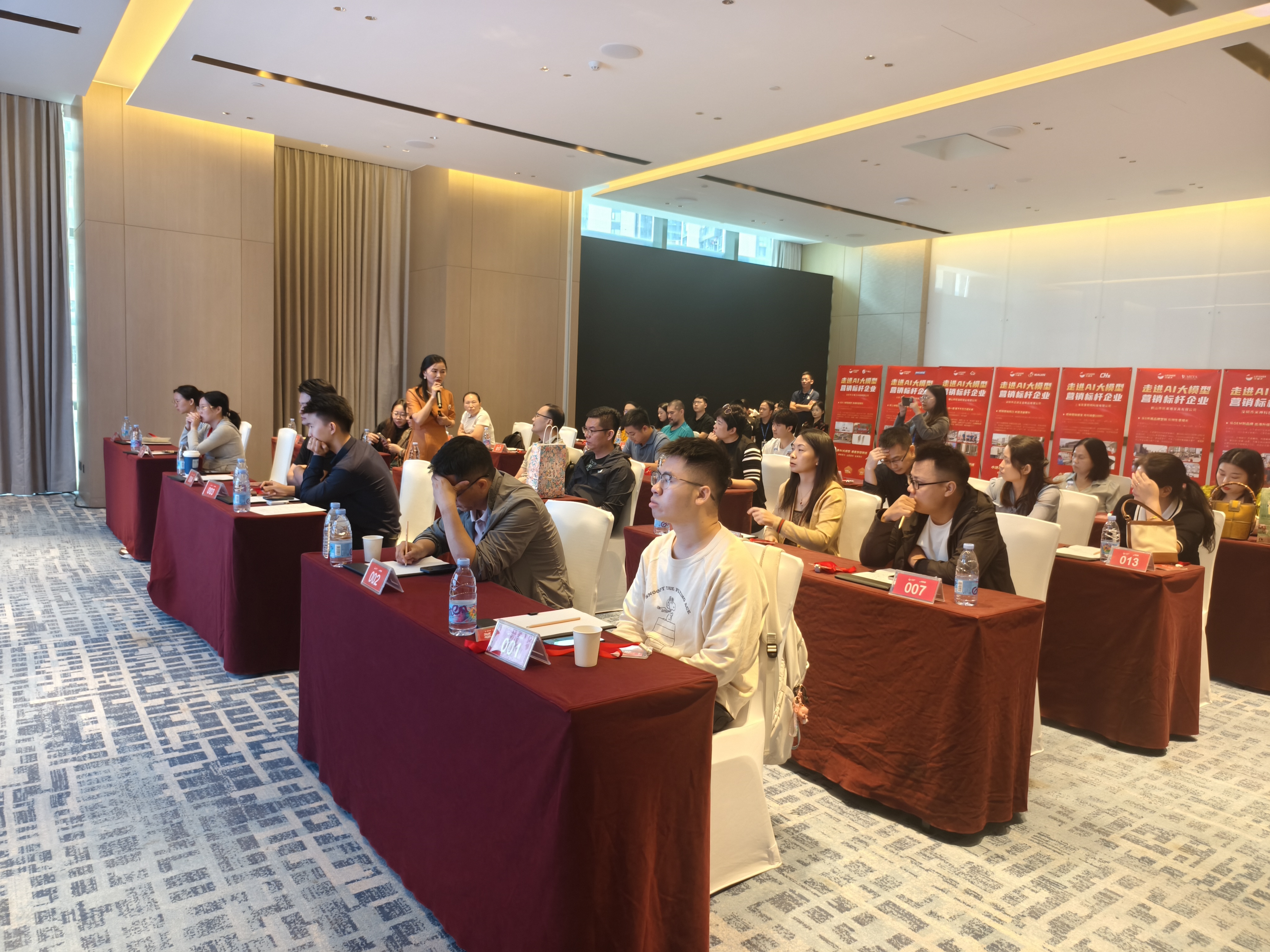 Hoin partage son histoire de marque de 10 ans à Shenzhen Guangming | Imprimante HOIN