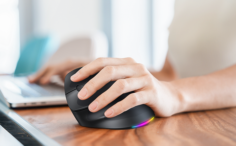 Exploring the Differences of Right-Handed and Left-Handed Mice