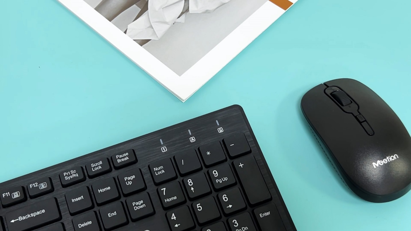 How Wireless Keyboard and Mouse Can Improve Your Posture and Comfort