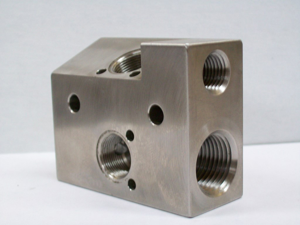 Customized Manifold Block, Steel Hydraulic Control Valve Block