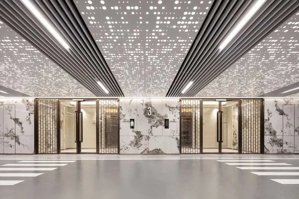 Luxusarchitektonische Deckenideen für Luxusräume