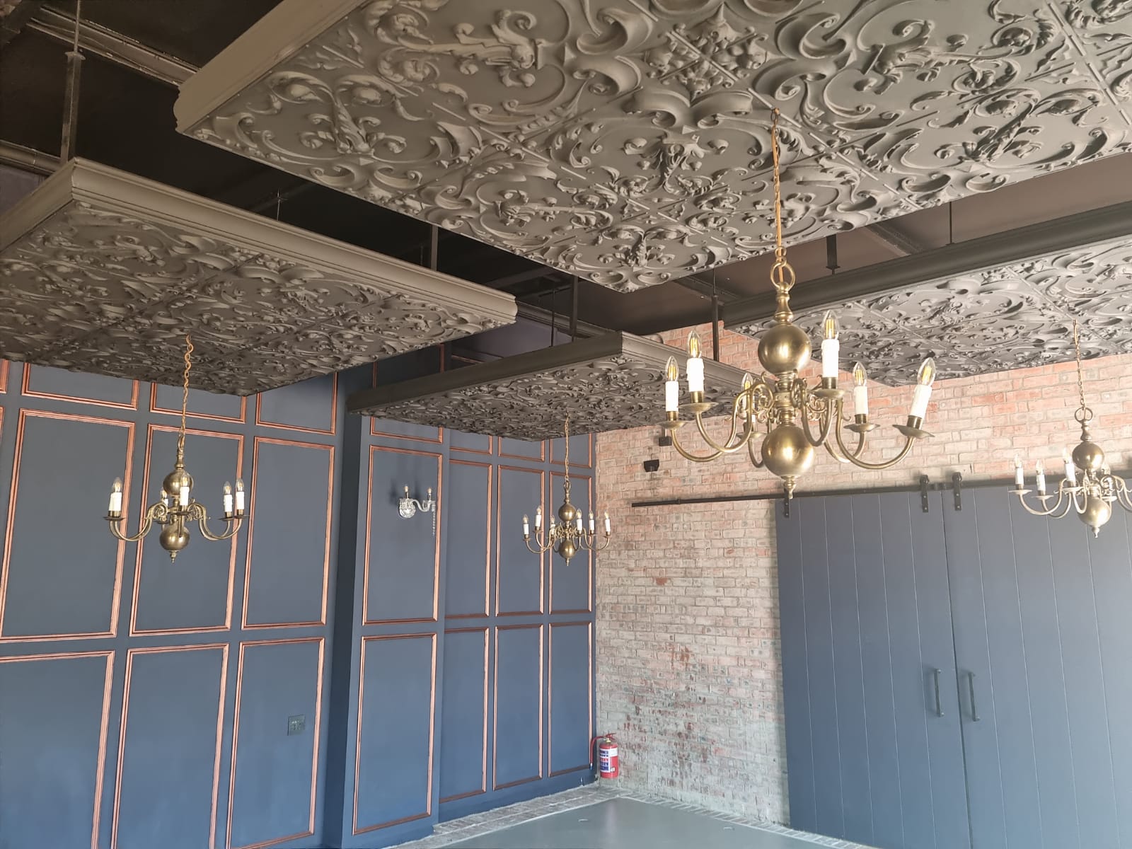 Timeless Aesthetics: a Guide to Pressed Metal Ceilings