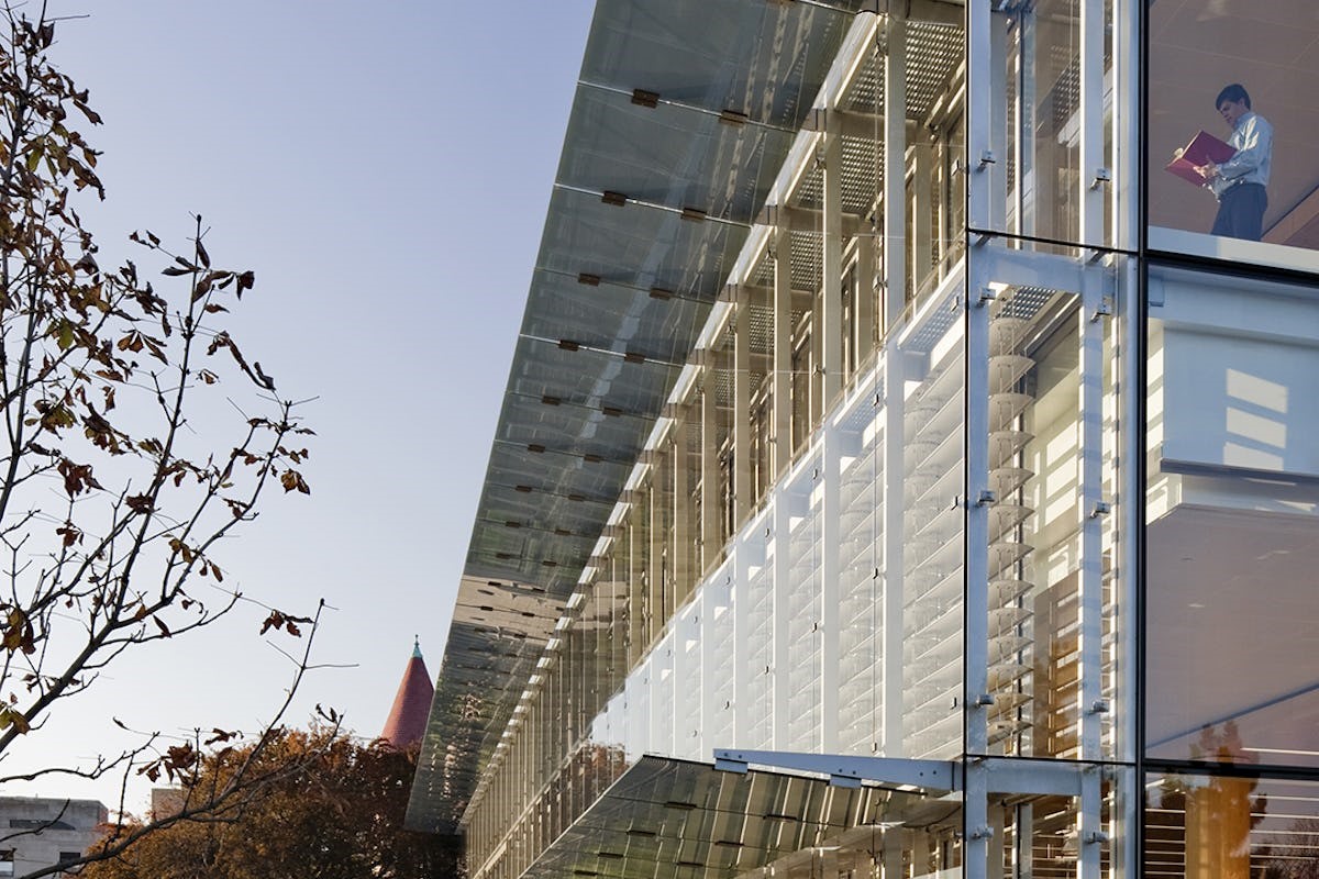 10 Benefits of Adding a Facade Layer to Your Commercial Design