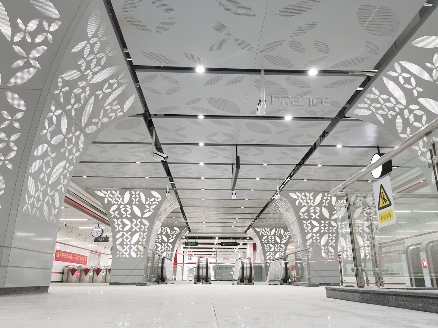 Bespoke Metal Ceiling | PRANCE