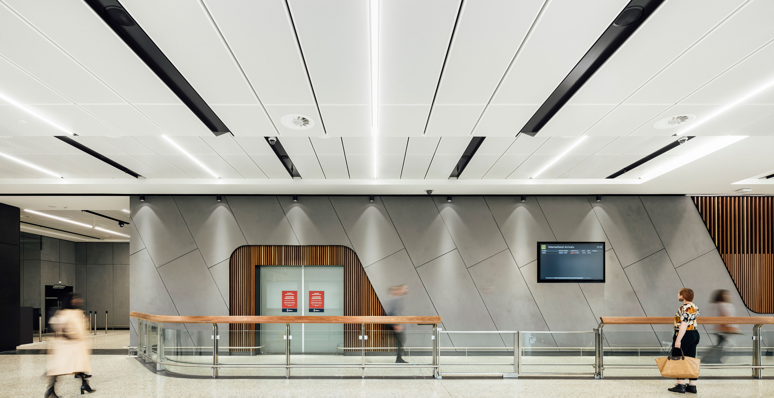 Ceiling Design Ideas That Transform Offices into Modern Workspaces