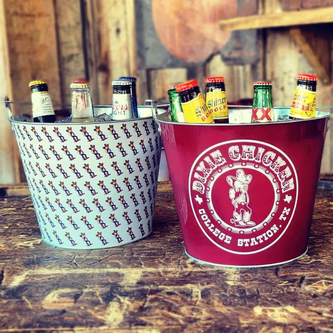 Why Offering a Custom Beer Bucket Is a Good Marketing Idea?