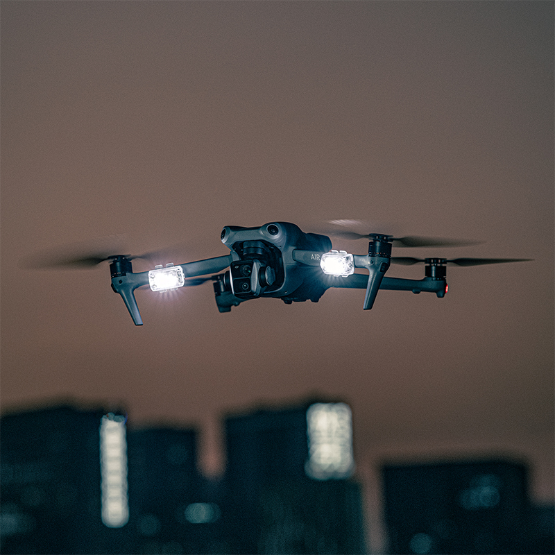 STARTRC Universal 5 Kilometer Visibility Flashing Strobe Light