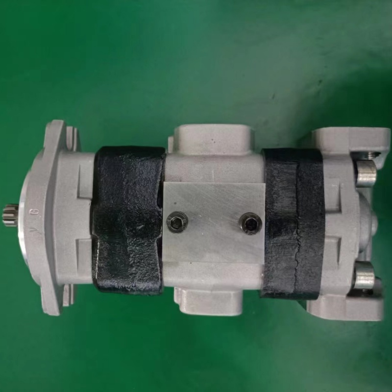 KYB 기어 펌프 KFP2227-17CSET 23A-60-11203 KOMATSU 그레이더 Gd611A-1용 유압 기어 펌프 ...