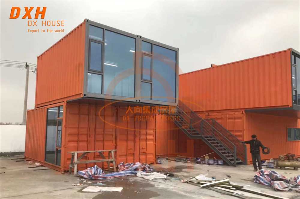 Vibrant & Sturdy Shipping Containers: Unbeatable Color & Durability - DXH