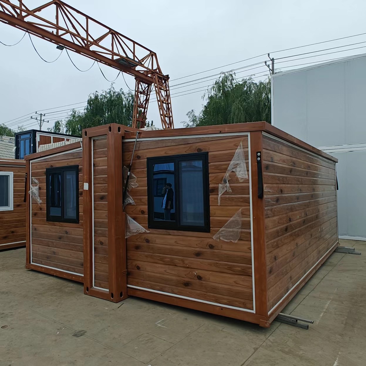 40ft Expandable Prefabricated Container Houses Wooden Insulated ...