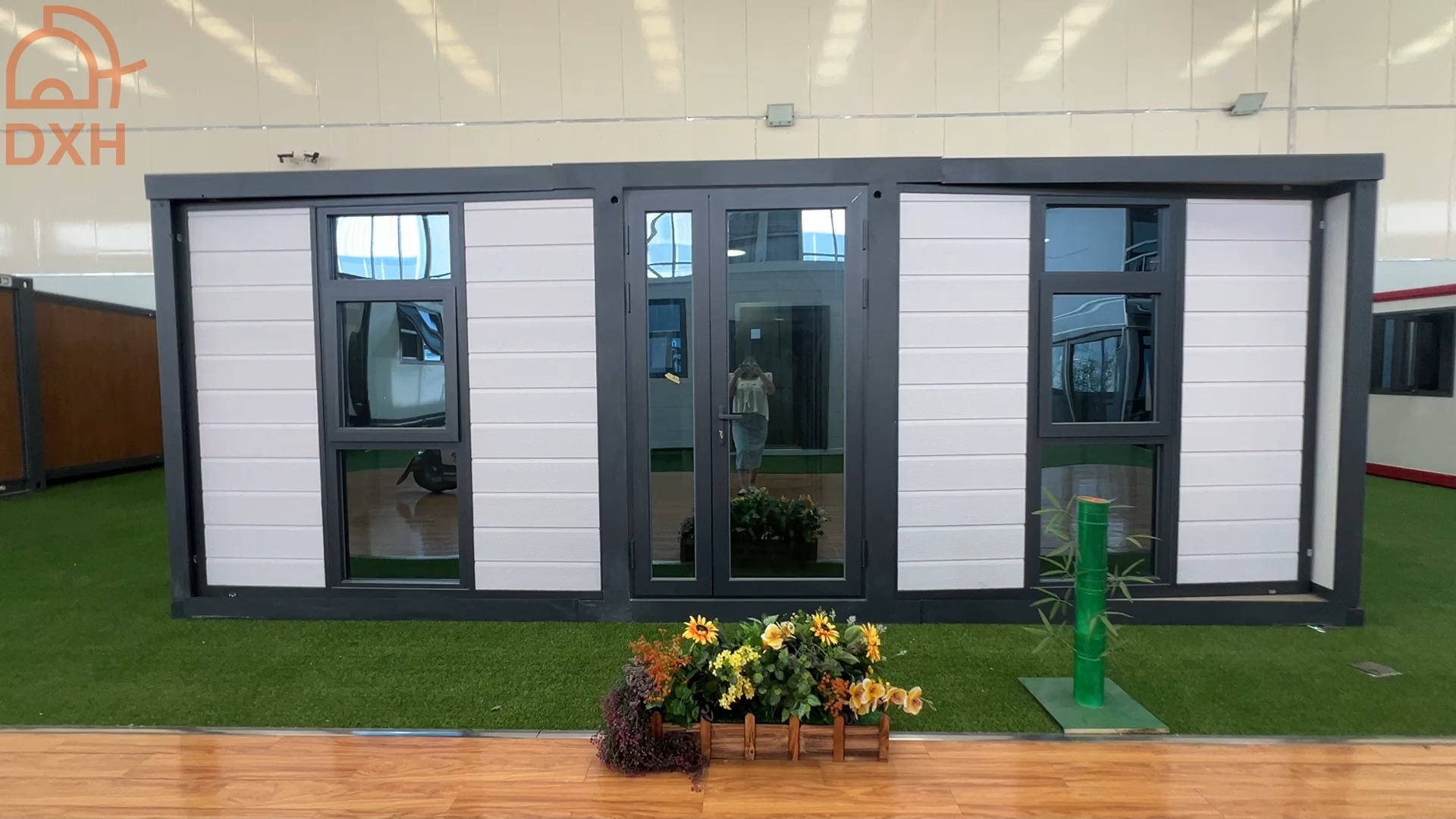 DXH Casa contenedor expandible de techo plano de 20 pies de alta ...