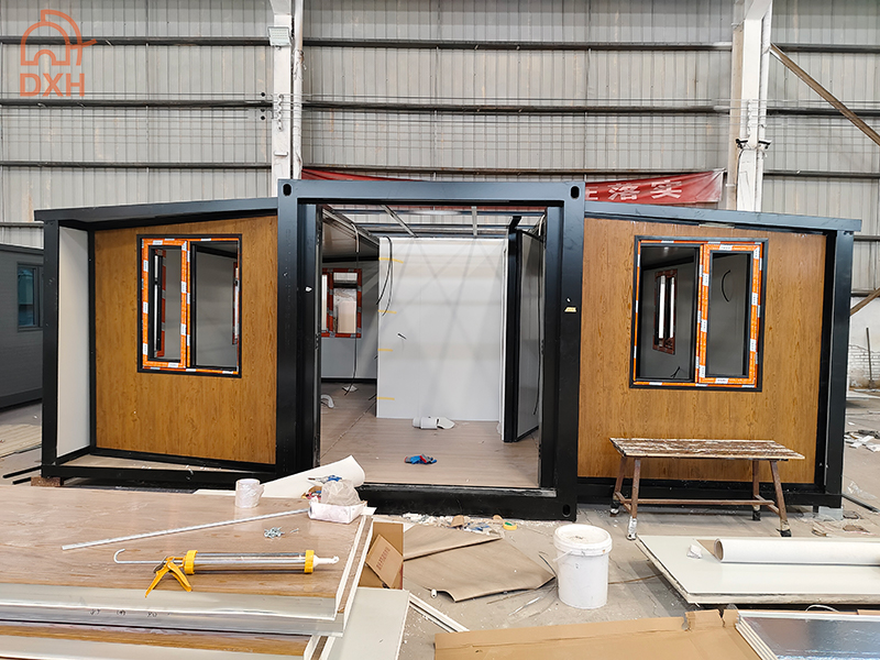 DXH Casa contenedor expandible de configuración estándar color teca de ...